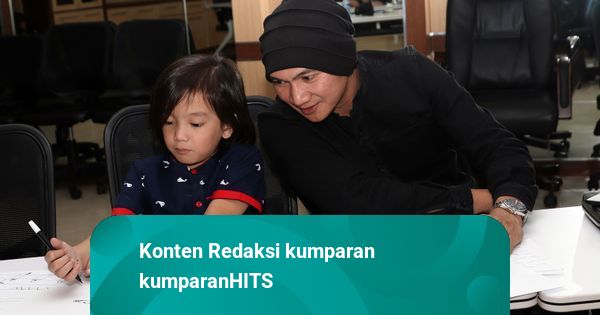 Saga, Anak Anji yang Gemar Koleksi Mainan Kecoa hingga Dinosaurus ...