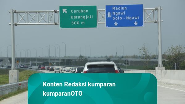 Rambu Penunjuk Jalan Berwarna Hijau dan Biru, Ini Dia Artinya ...