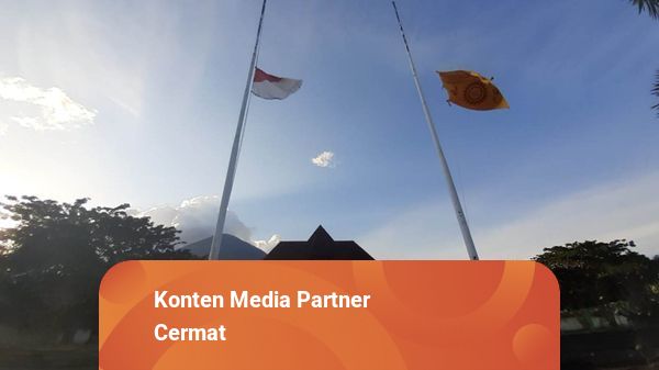 Bendera Setengah Tiang di Tidore untuk Haul Sultan Nuku | kumparan.com