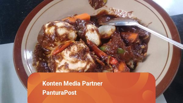 Menikmati Yong Tahu, Makanan Mirip Siomay di Tegal | kumparan.com