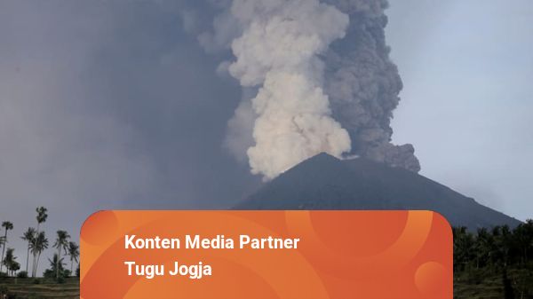 3 Kali Erupsi Freatik, Karakteristik Merapi Sulit Diprediksi | kumparan.com