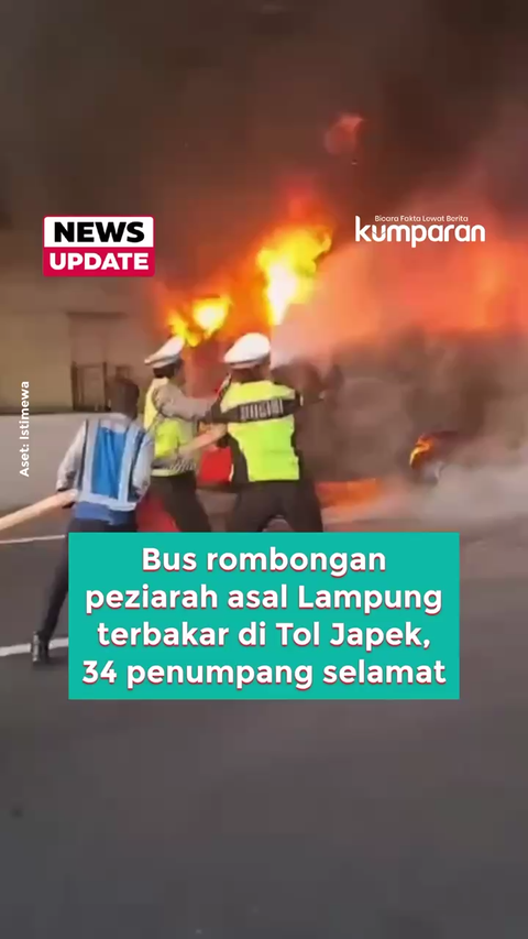 Bus Rombongan Peziarah Asal Lampung Terbakar di Tol Japek