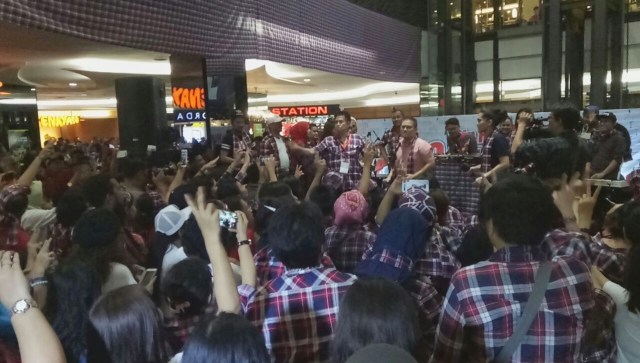 Massa Ahok Flashmob di Citos, Lalin Pondok Indah ke Cilandak Macet ...