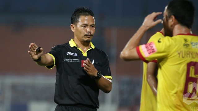 Sumpah dan Janji untuk Kinerja Wasit yang Lebih Baik | kumparan.com
