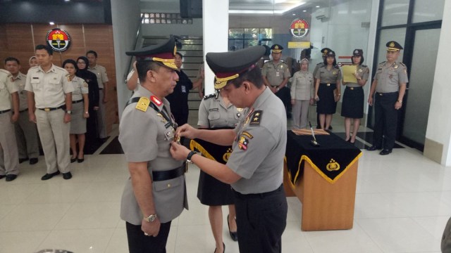 Humas Polri Resmikan Biro Multimedia Pemantau Media Sosial | kumparan.com