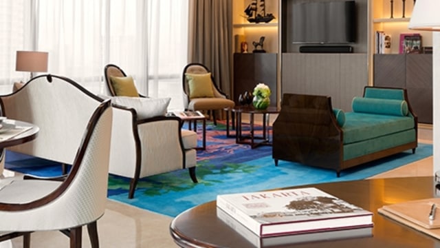 Megahnya Hotel Raffles, Tempat Rombongan Raja Salman Menginap ...