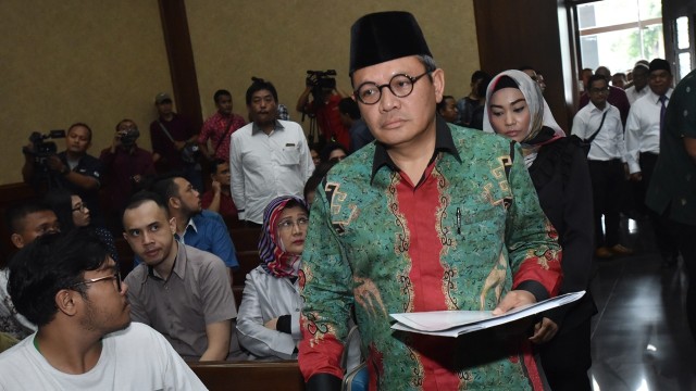 KPK Panggil Khatibul Umam dan Djamal Aziz Terkait Kasus e-KTP ...