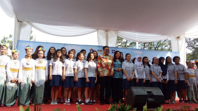 Djarot dan Happy Resmikan RPTRA di Cilandak | kumparan.com