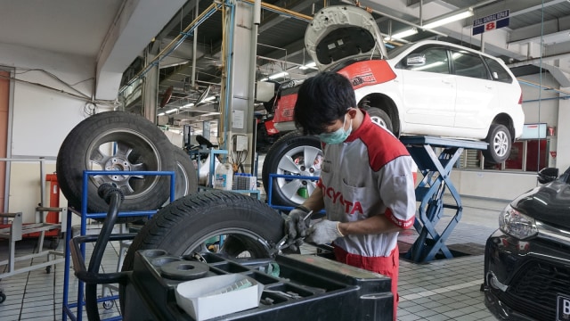 Mudik Pakai Mobil, Ini Daftar Komponen yang Wajib Dicek Sebelum Berangkat | kumparan.com