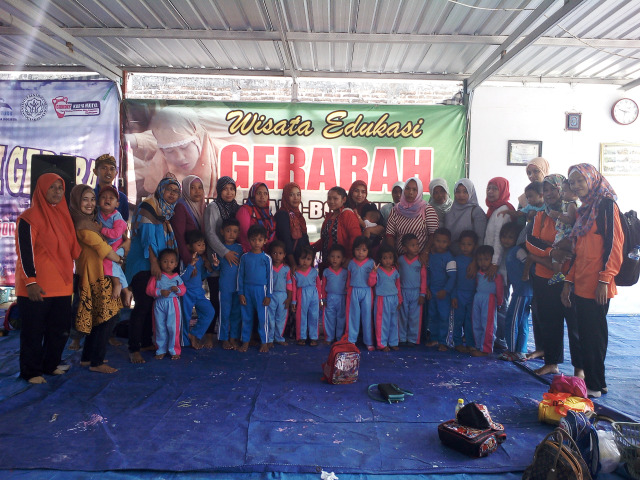 Gerabah Rendeng, Sarana Wisata Edukasi Siswa | kumparan.com