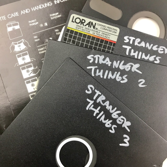 Di Balik Layar: Grafik Apple IIc untuk Intro 'Beyond Stranger Things ...