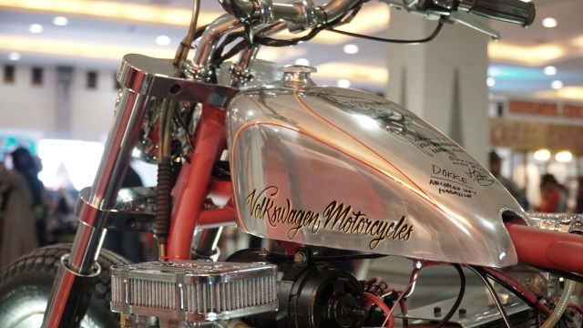 Motor Kustom `Made In Yogyakarta` Pakai Mesin Mobil | kumparan.com
