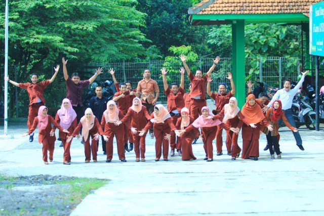STIKESMUS : Media Sosial Untuk Bersosialisasi Bukan Memupuk Rasa Benci ...