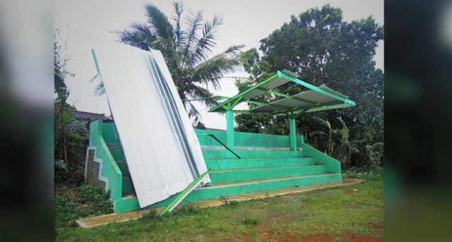 Ini Kata Kadisbudpora Kabupaten Sukabumi, Soal Ambruknya Podium Lapang ...