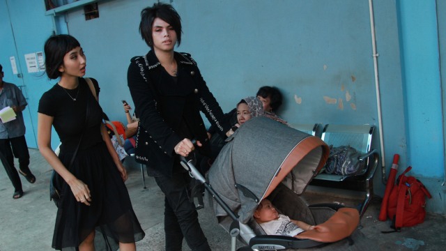 Anak Ovy '/rif' Akui Istrinya Hamil di Luar Nikah | kumparan.com