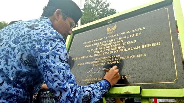 Sandi Resmikan Penampungan Ikan di Kepulauan Seribu Saat Hari Ibu ...