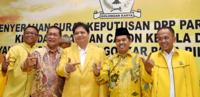 Paket Komplit Deddy Mizwar-Dedi Mulyadi Merupakan Harapan Untuk Warga ...