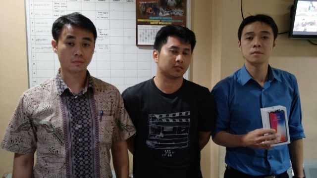 Polisi Ciduk Pencuri Iphone X di Mal Pluit Village | kumparan.com