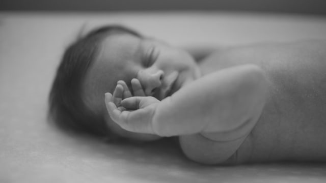 Bayi Bintitan, Ini Penyebab dan Cara Mengobatinya | kumparan.com