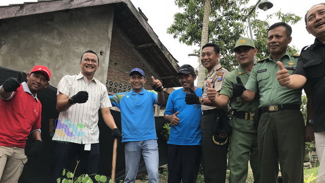 EMCL Serah-Terimakan Bantuan Fasilitas Air Bersih Pada Warga Desa Gayam ...