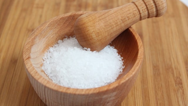 Tak Cuma Memberi Rasa Asin, Ini 5 Fungsi Lain Garam pada Makanan ...