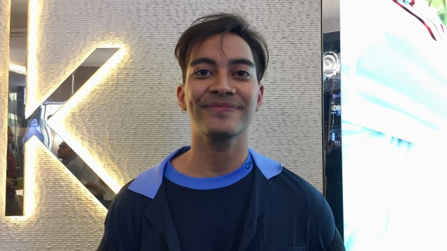 Gamaliel Tapiheru Bercerita tentang Tindikan di Tubuhnya | kumparan.com