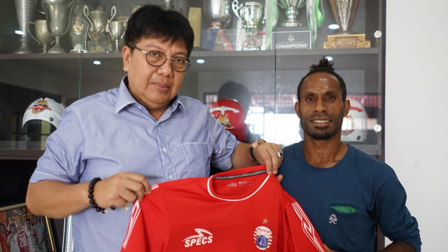 Persija Resmi Rekrut Frengki Kogoya | kumparan.com