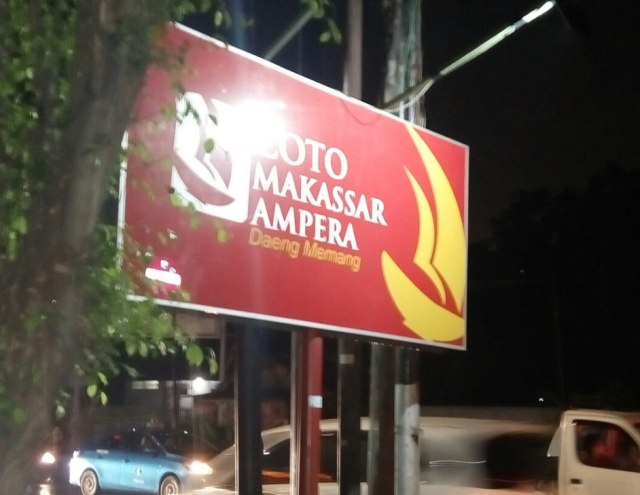 'Coto Makassar Daeng Memang' Menjaga Orisinalitas RasaTradisional Makassar Sejak 1992 | kumparan.com