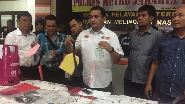 Polres Jaktim Tangkap 12 Pencuri dan Perampok dalam Sepekan | kumparan.com