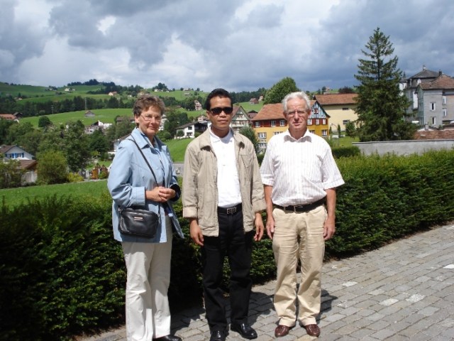 Norbertus Jegalus: Filsuf “Jalan Sepi” dari Flores | kumparan.com