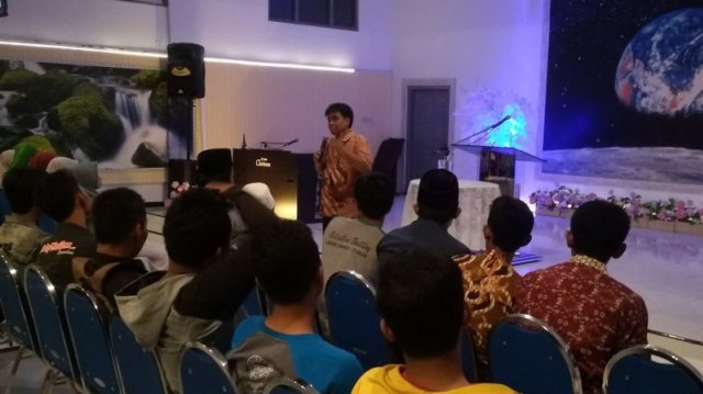 Komunitas Gusdurian Kunjungi Gereja Pantekosta di Rengel Tuban ...