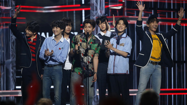 5 Fakta Menarik soal Prestasi BTS di Billboard | kumparan.com