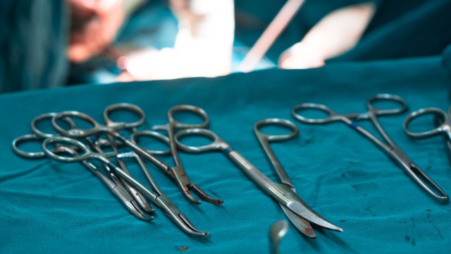 Tahapan Operasi Caesar yang Perlu Diketahui Ibu Hamil | kumparan.com