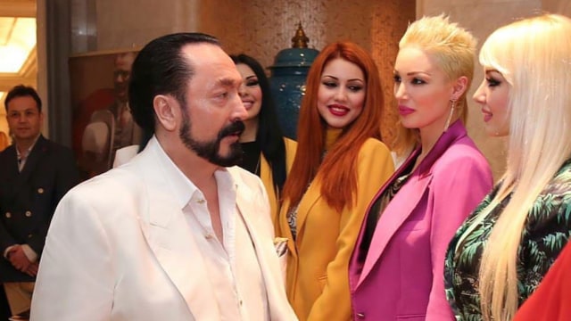 Mengenal Harun Yahya dan Skandal-skandalnya | kumparan.com