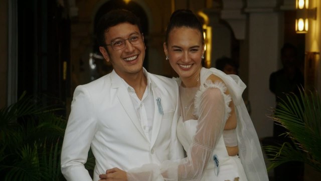 Doa Selebriti untuk Pernikahan Dimas Anggara dan Nadine Chandrawinata | kumparan.com