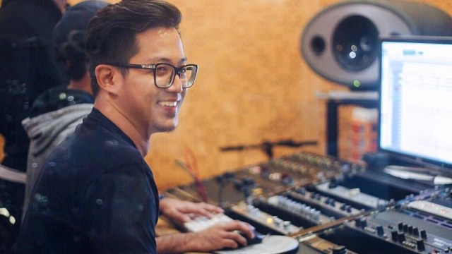 Ronald Steven, Session Player yang Menjadi Music Director Asian Games ...