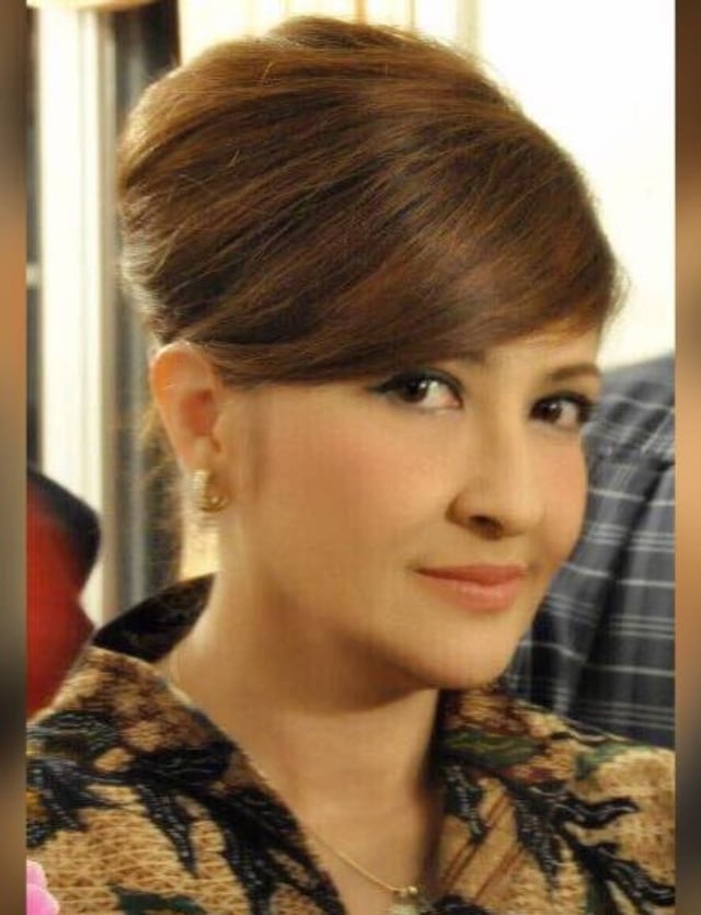 Tinggalkan Dunia Hiburan, 5 Artis Ini 'Banting Setir' Jadi PNS ...