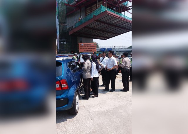 Wanita yang Ludahi Rombongan Presiden di Tol Jagorawi Negatif Narkoba ...