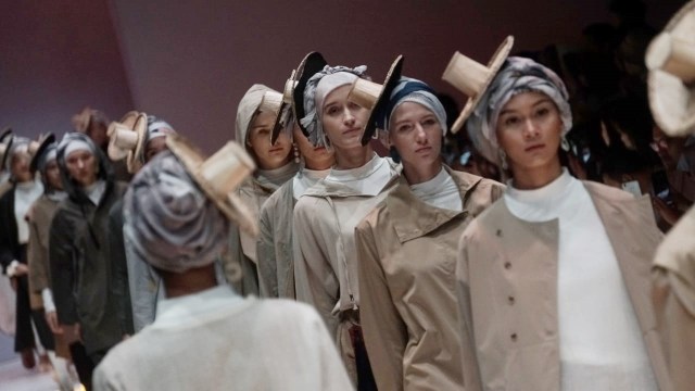 Sayee Rilis 48 Koleksi Modest Wear Terbaru di JFW 2019 | kumparan.com
