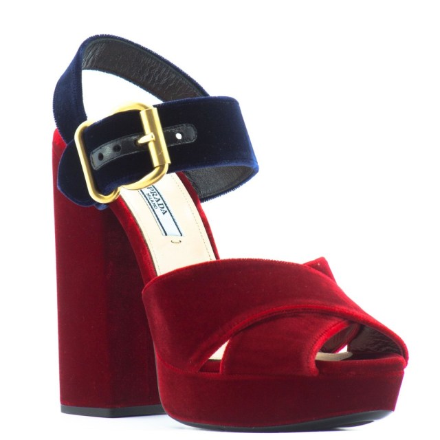 Demi Penampilan yang Makin Stylish, Pakai 5 Heels Rekomendasi Dari ...