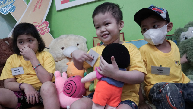 Asa yang Terus Membara dari Penyandang Kanker di Rumah Anyo | kumparan.com