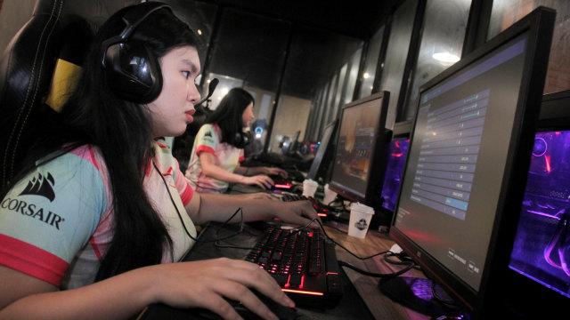Mengenal NXA Ladies, Tim eSports Cewek yang Jago Main Game PUBG ...