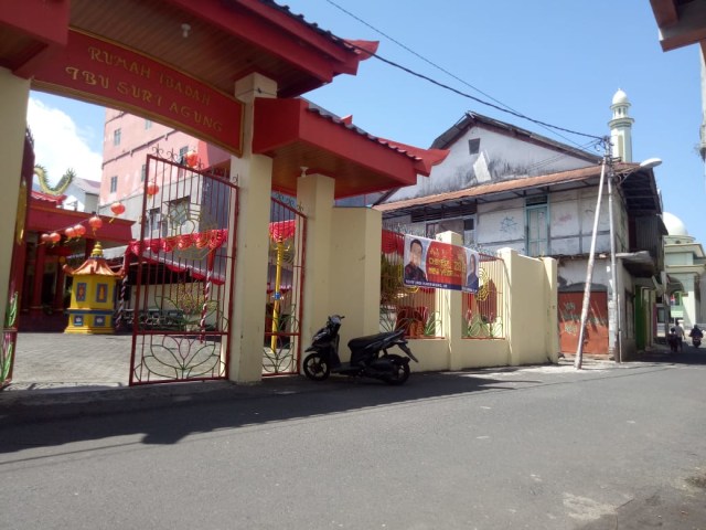 Imlek: Toleransi Orang China dan Arab di Ternate | kumparan.com