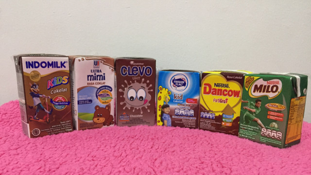 Komparasi 6 Susu Kotak Rasa Cokelat untuk Anak | kumparan.com
