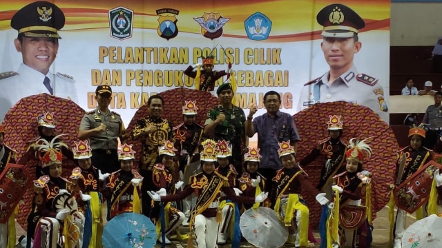 Polisi Cilik Peragakan Baris-berbaris di Hadapan Ribuan Warga Lumajang ...
