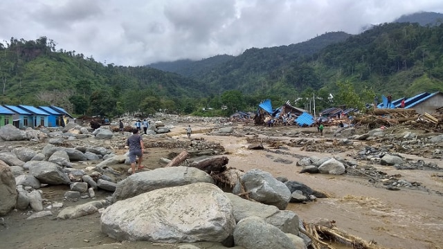 Tiga Hektar Lahan Cycloop Sentani Direhabilitasi | kumparan.com