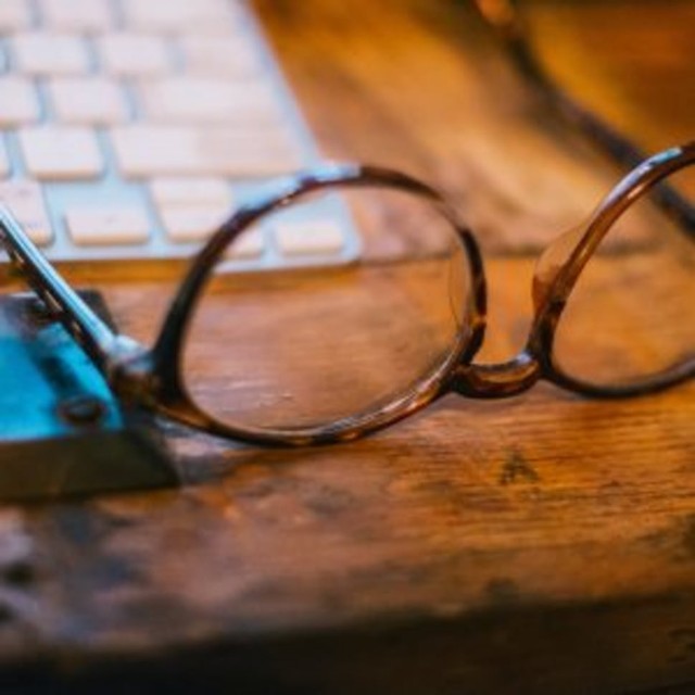 Contoh Naskah Untuk Membuat Demo Voice Over | kumparan.com