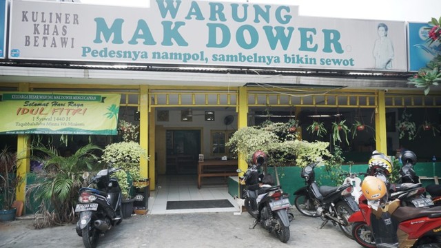 Warung Mak Dower: Nikmatnya Aneka Kuliner Betawi yang Mulai Langka ...