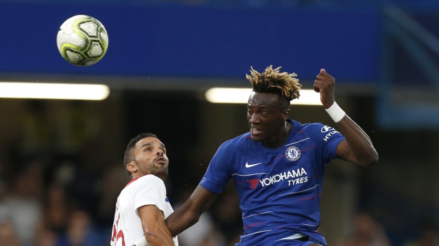Tammy Abraham Yakin Chelsea Becus Bersaing di Papan Atas | kumparan.com