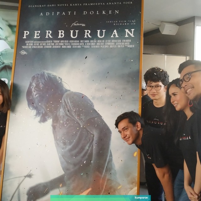 Film 'Perburuan' dan 'Bumi Manusia' Tayang Bersamaan, Bukan Bersaing ...
